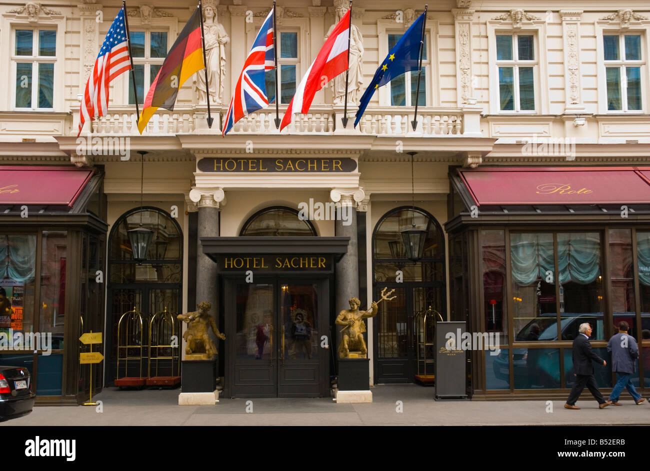 Hotel sacher vienna -Fotos und -Bildmaterial in hoher Auflösung – Alamy