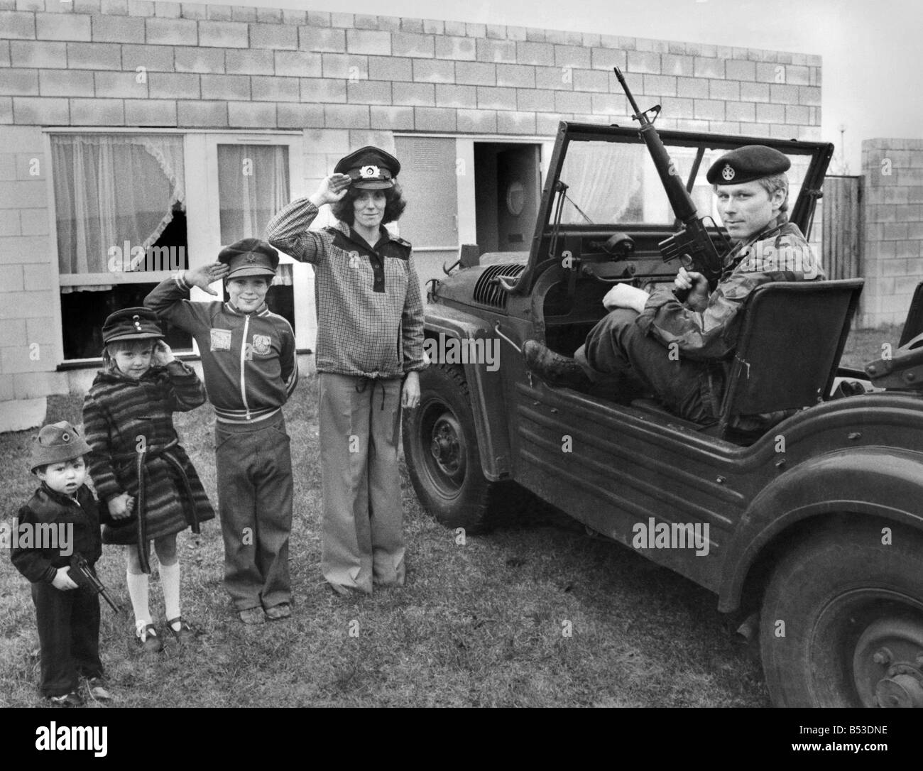 Weiße armee -Fotos und -Bildmaterial in hoher Auflösung – Alamy