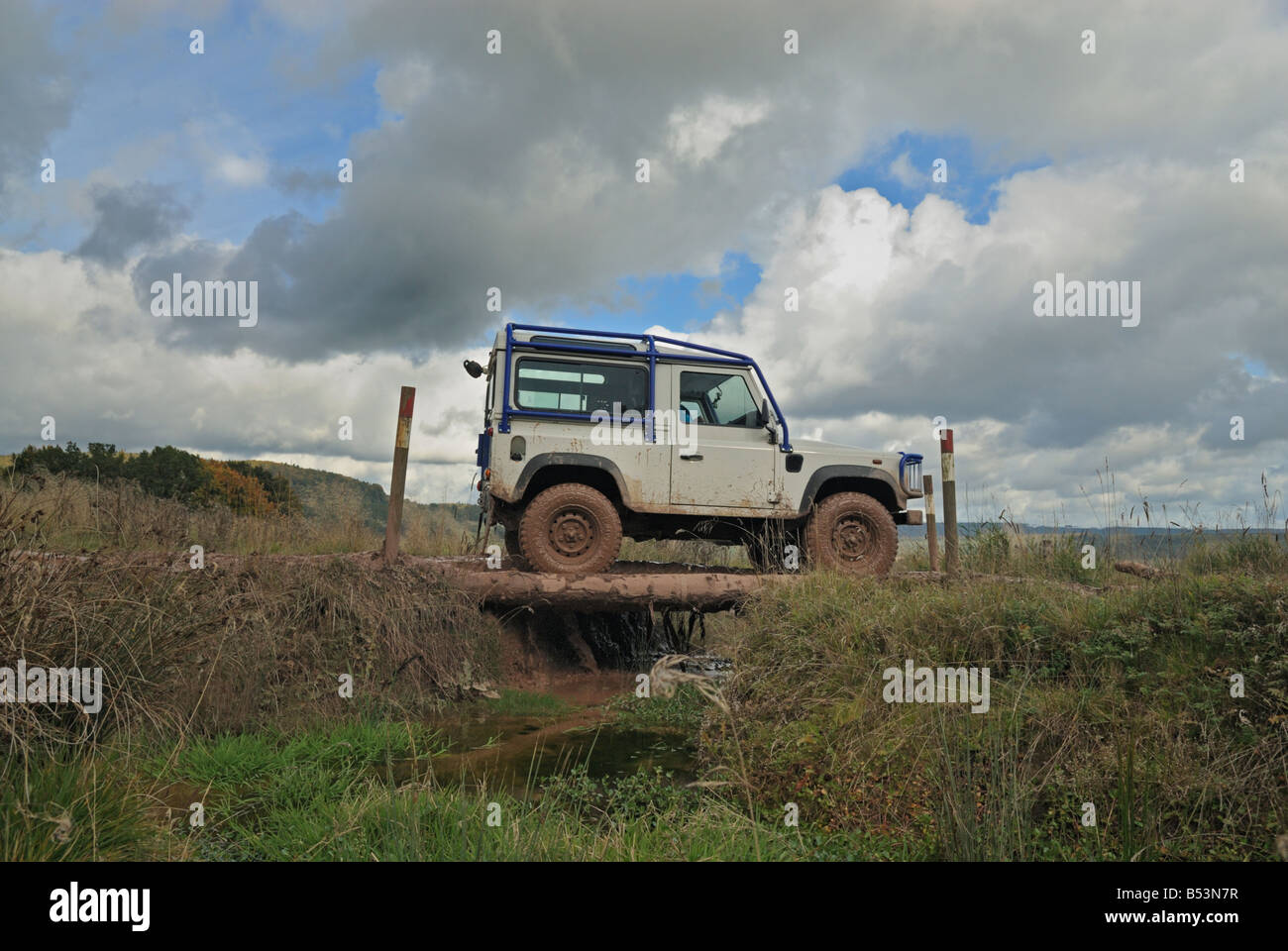 Roll cage -Fotos und -Bildmaterial in hoher Auflösung – Alamy