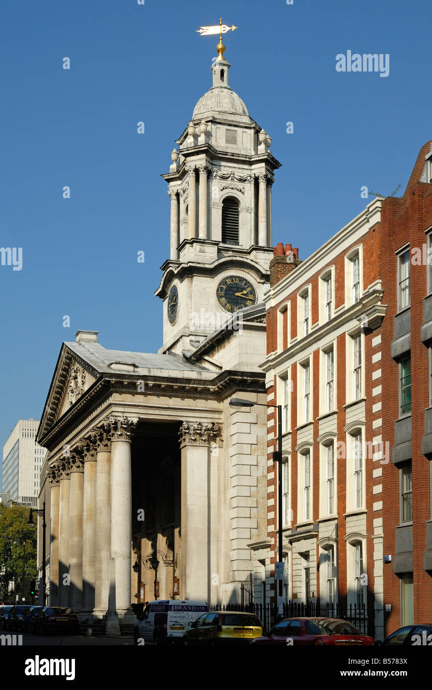 St George's Street mit St. George's Kirche, Hannover Square, Mayfair ...