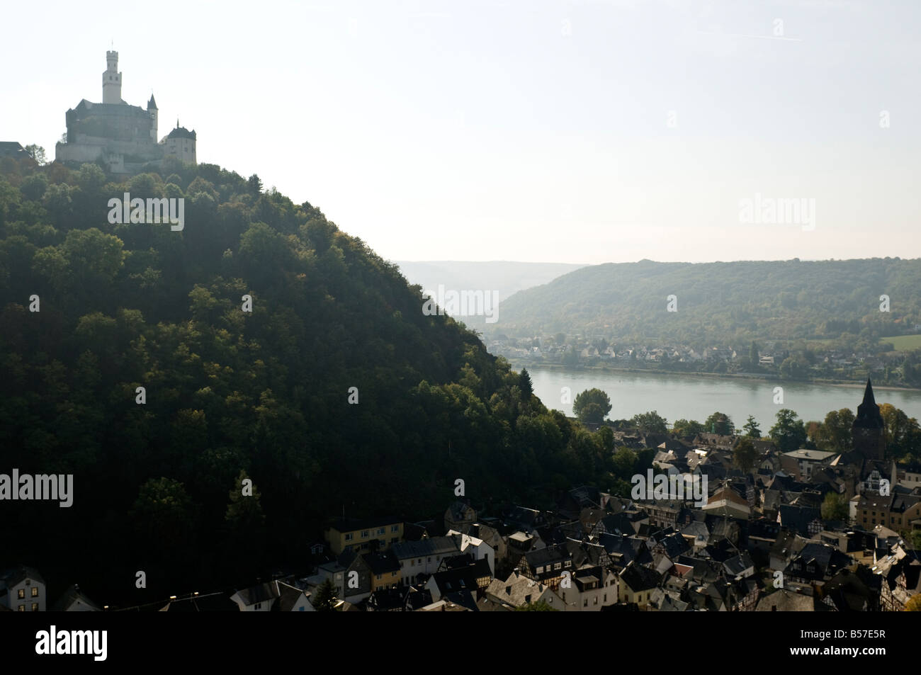 Marksburg rhine valley castle germany -Fotos und -Bildmaterial in hoher ...
