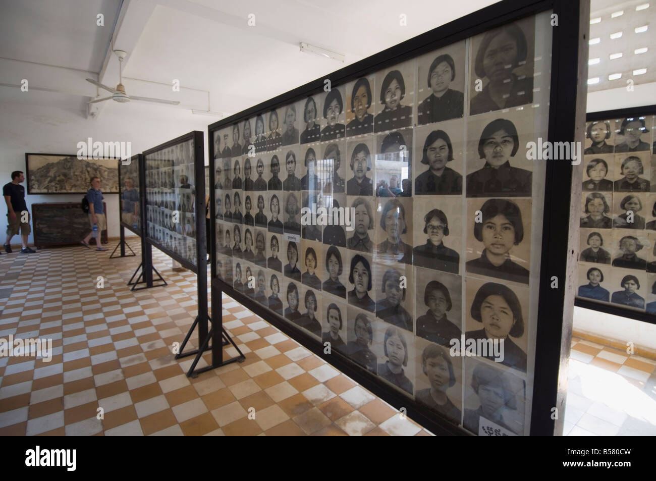 Cambodian genocide -Fotos und -Bildmaterial in hoher Auflösung – Alamy