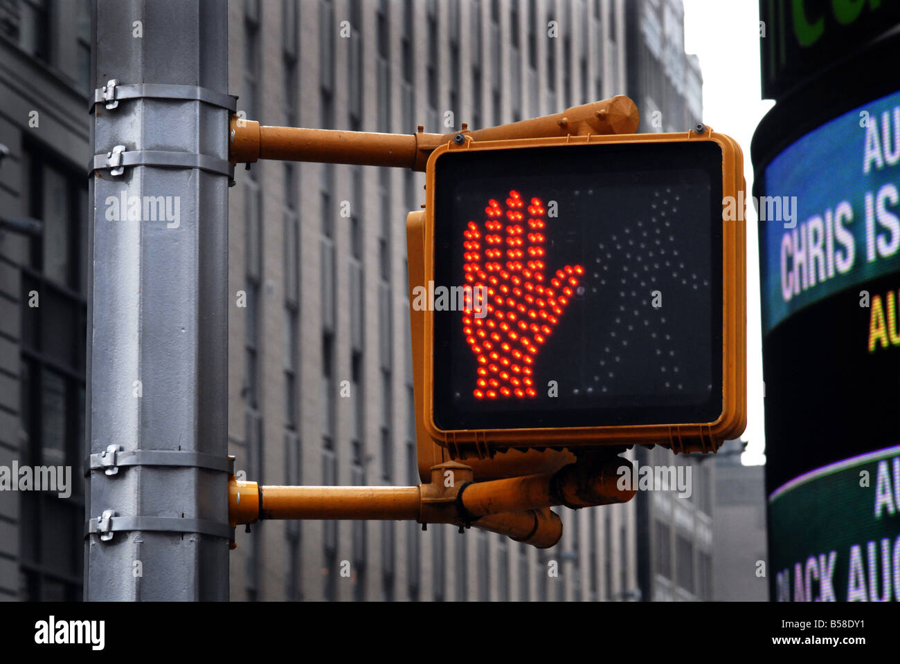 Red stop sign hand -Fotos und -Bildmaterial in hoher Auflösung – Alamy