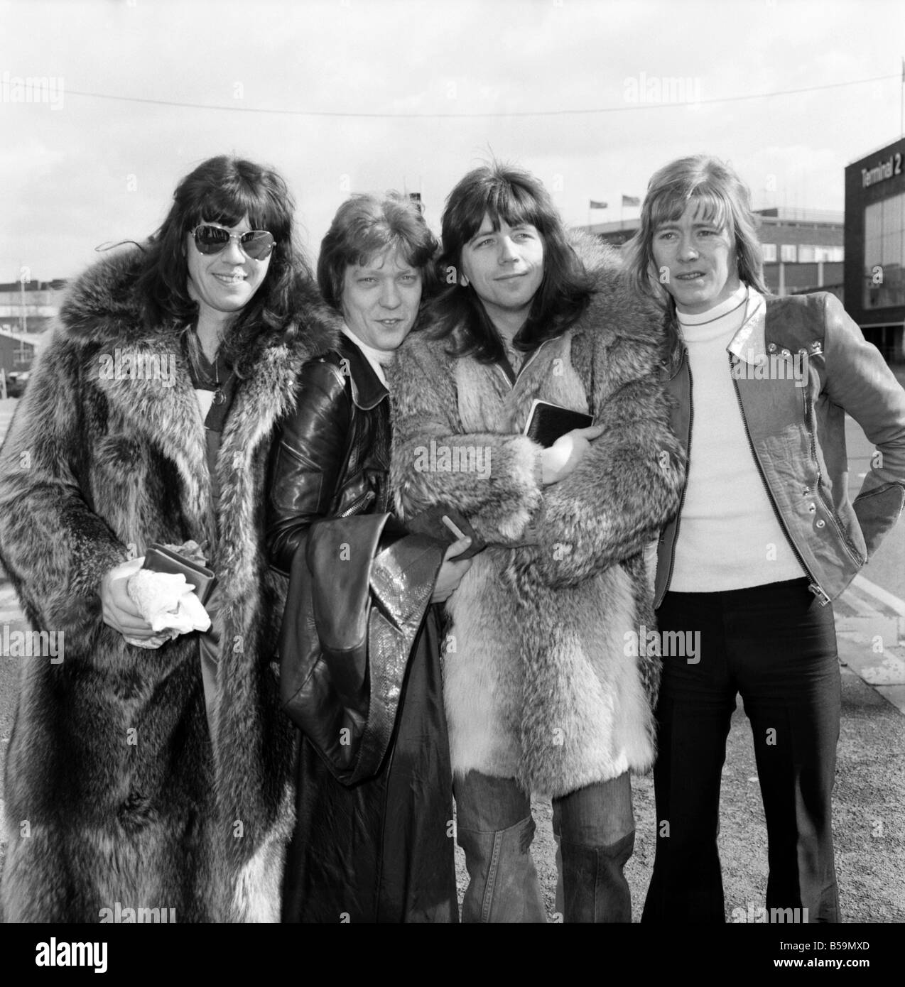 Pop-Gruppe: The Sweet pop Gruppe linken Heathrow Flughafen nach ...