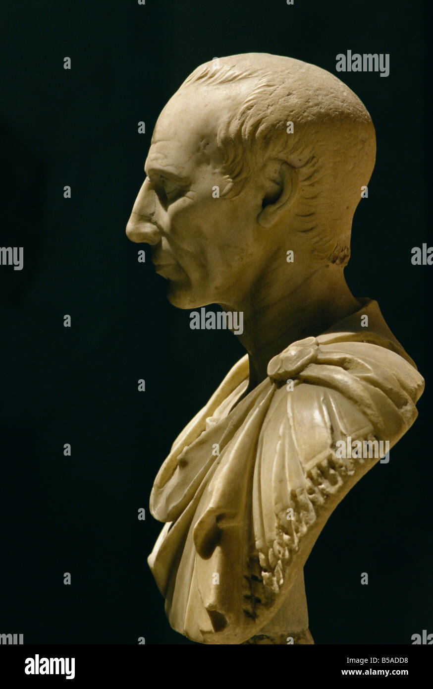 Julius caesar bust vatican museums -Fotos und -Bildmaterial in hoher ...