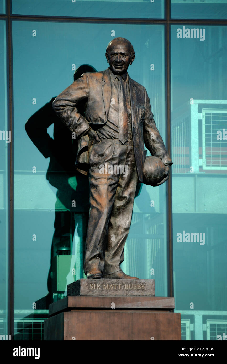 Statue busby -Fotos und -Bildmaterial in hoher Auflösung – Alamy