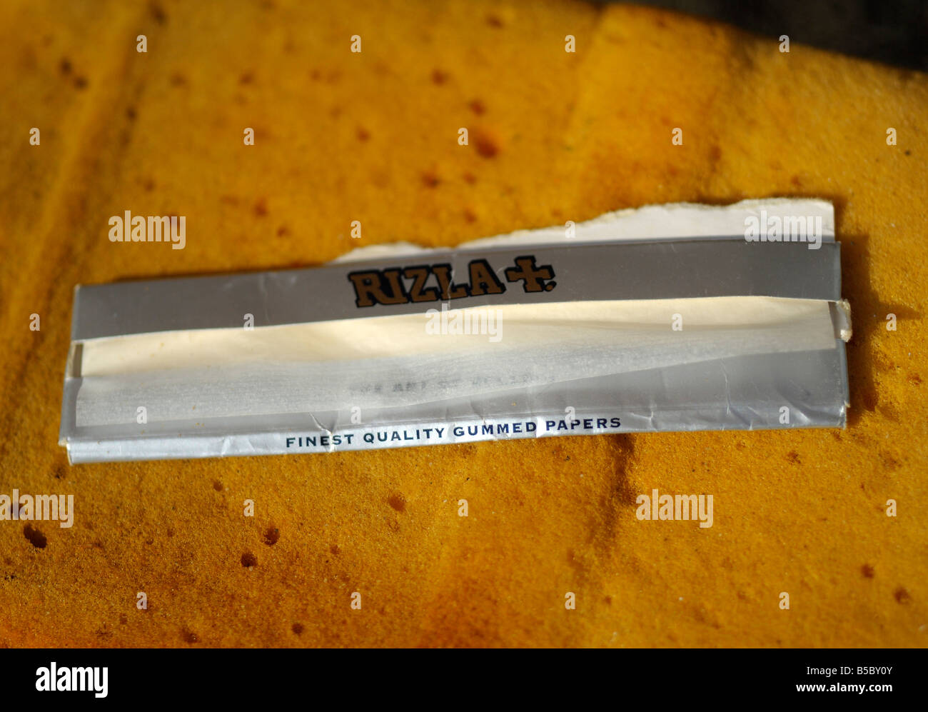 Rizla logo -Fotos und -Bildmaterial in hoher Auflösung – Alamy