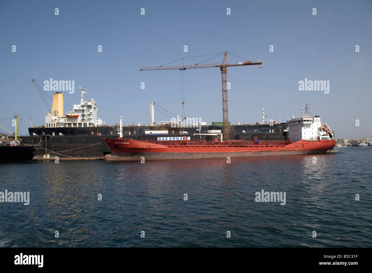 Port-Szene Dakar Senegal zeigt Dakarnave Shiprepair yard ...