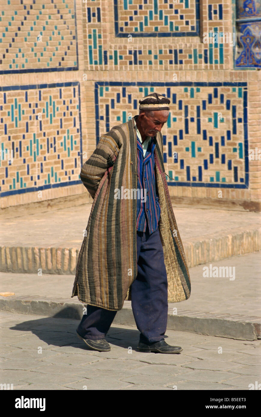 Uzbekistan man -Fotos und -Bildmaterial in hoher Auflösung – Alamy