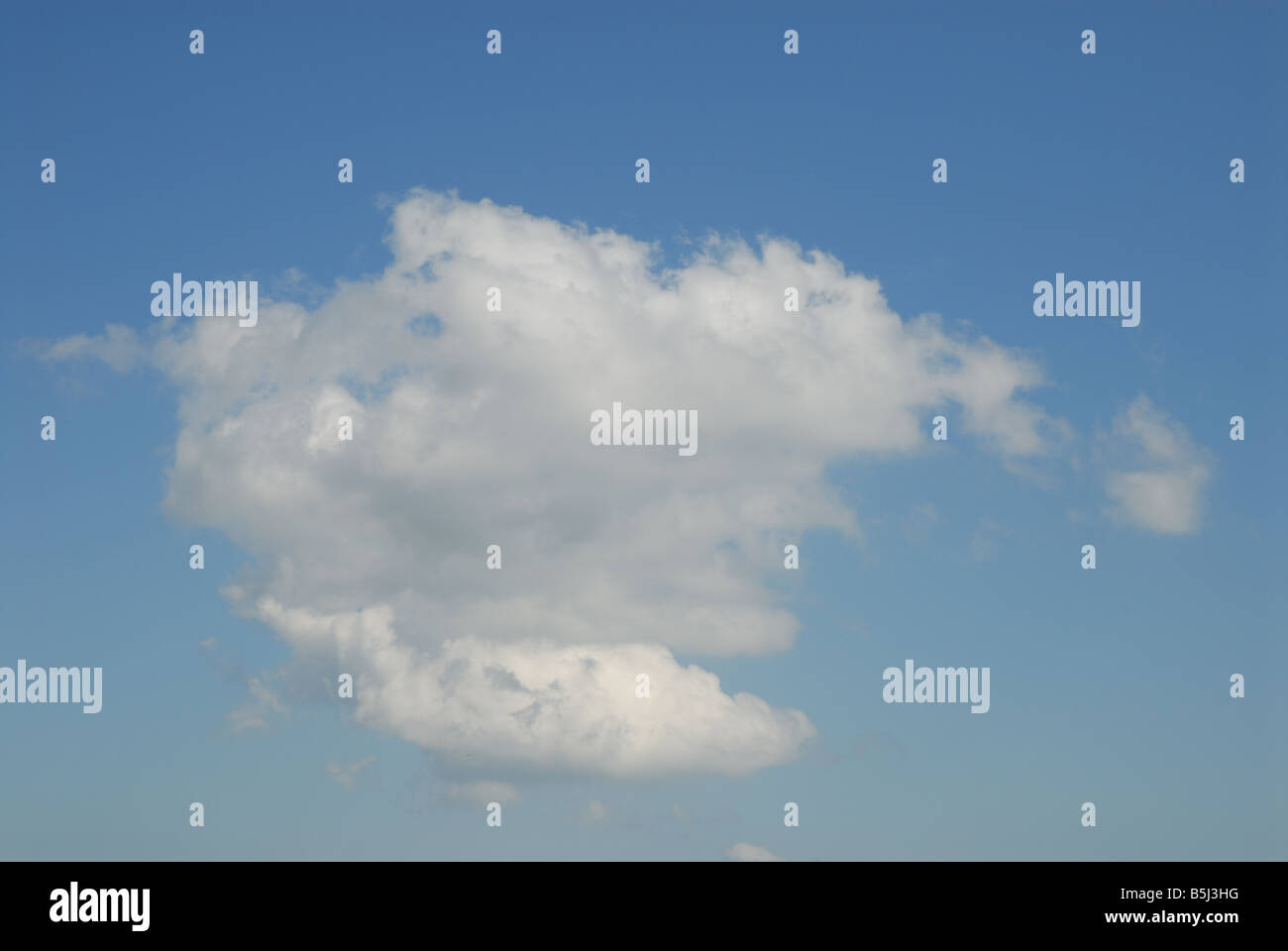 Cumulus mediocris -Fotos und -Bildmaterial in hoher Auflösung – Alamy