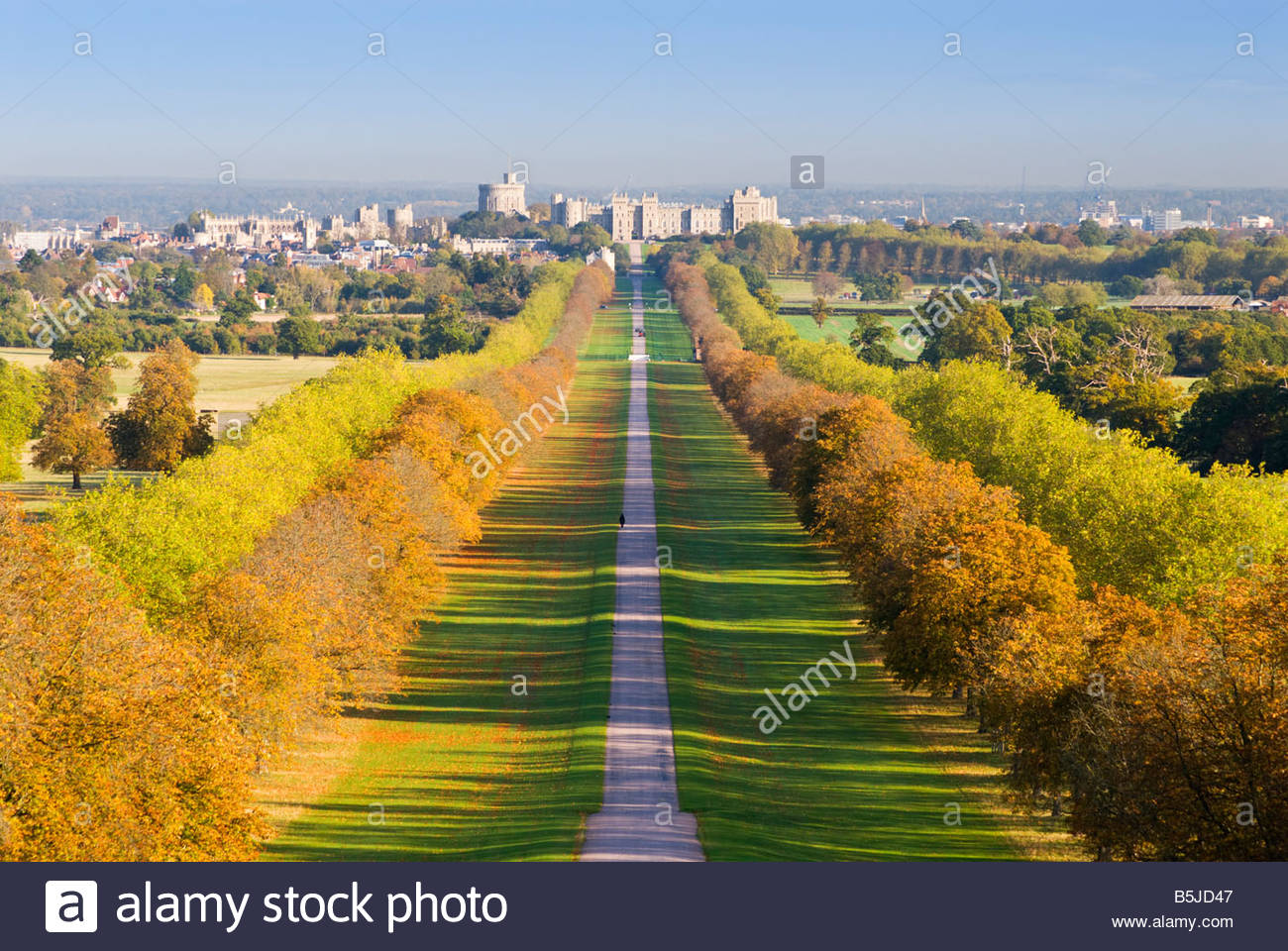 Windsor Castle Long Walk Windsor Berkshire Uk Windsor Stockfotos und ...