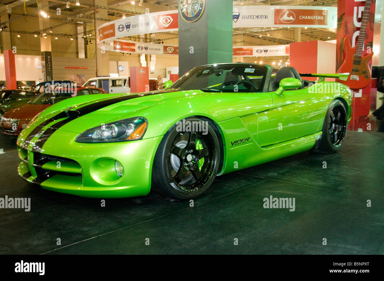 Cabrio dodge viper -Fotos und -Bildmaterial in hoher Auflösung – Alamy