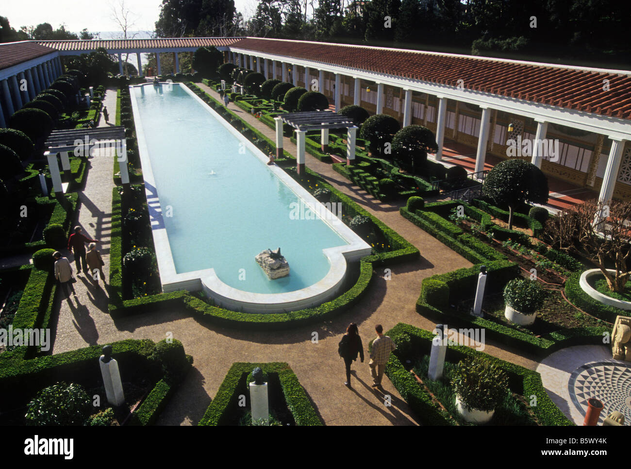 Getty museum shuttle -Fotos und -Bildmaterial in hoher Auflösung – Alamy