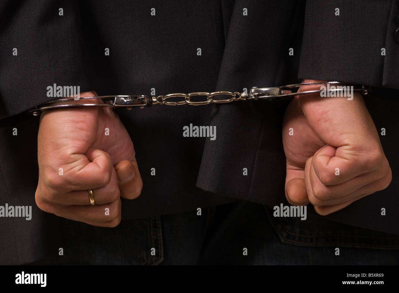 Restrained male -Fotos und -Bildmaterial in hoher Auflösung – Alamy