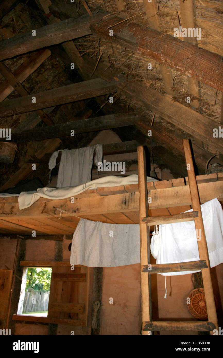 Innenansicht der rekonstruierte Hütte im Henricus Virginia, die erste ...
