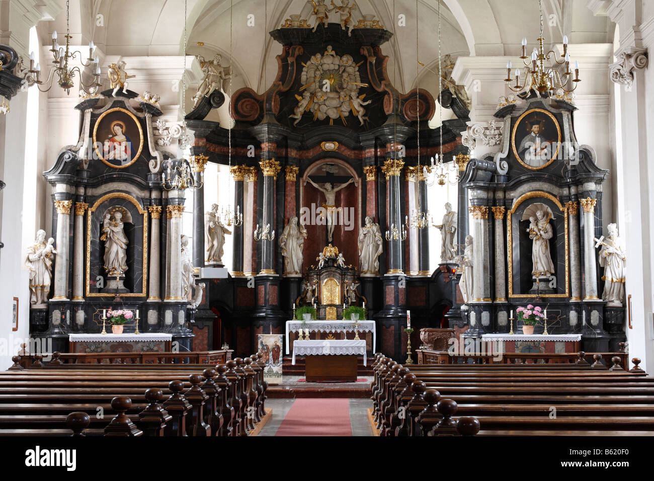 Innenraum der katholischen Kirche in Dermbacher Museum, Rhön, Thüringen ...