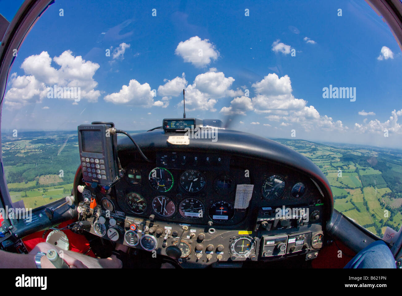 Airplane Cockpits Stockfotos und -bilder Kaufen - Alamy