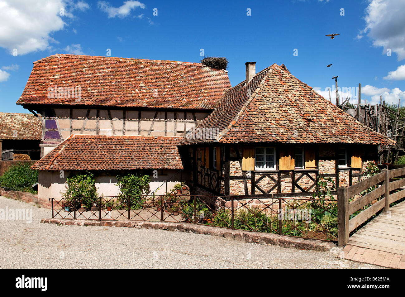 Altes bauernhaus aus dem elsass -Fotos und -Bildmaterial in hoher ...