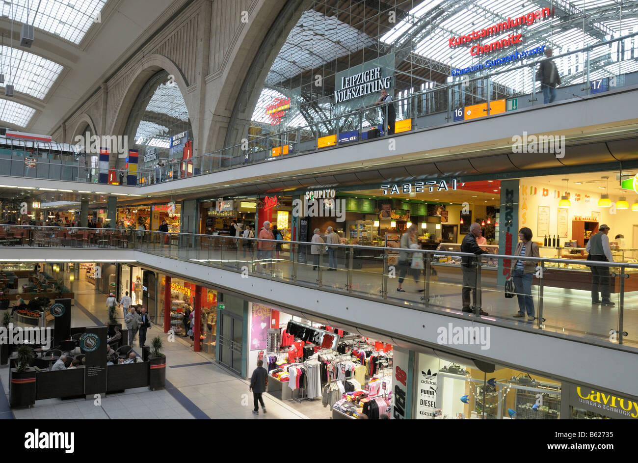 Leipzig Hauptbahnhof Stockfotos und -bilder Kaufen - Alamy