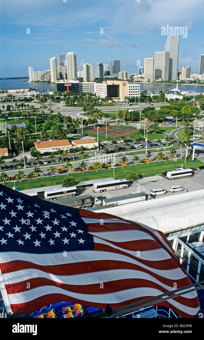 Miami flagge -Fotos und -Bildmaterial in hoher Auflösung – Alamy