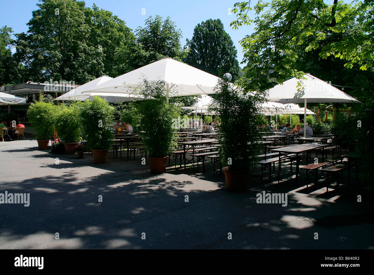 Rosensteinpark stuttgart -Fotos und -Bildmaterial in hoher Auflösung ...