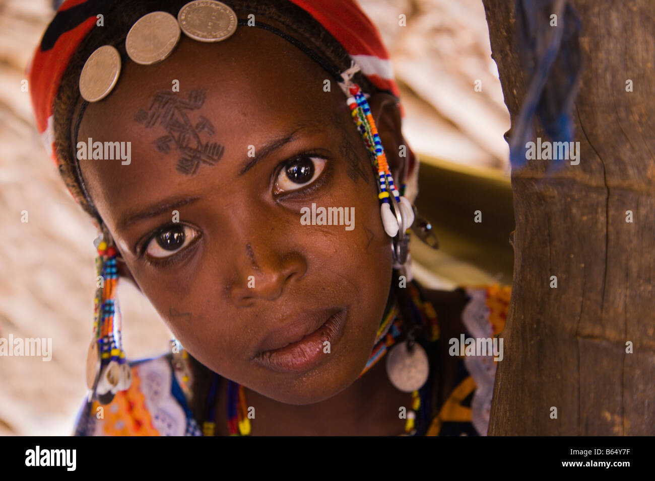 Niger fulani girl with facial tattoos -Fotos und -Bildmaterial in hoher ...