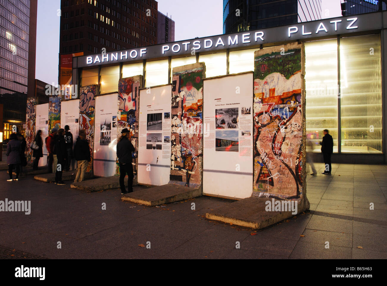 Potsdamer Platz, Berliner Mauer, Mauerfall Stockfotografie - Alamy