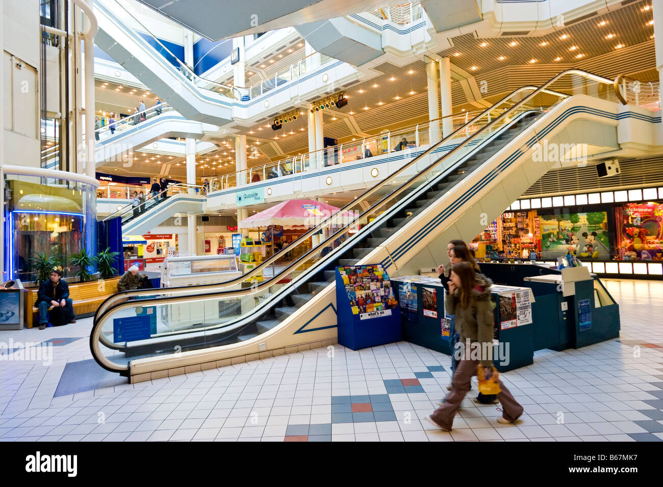 Princes mall shopping centre -Fotos und -Bildmaterial in hoher ...
