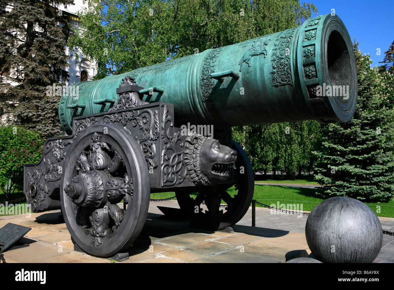 Bronze kanone -Fotos und -Bildmaterial in hoher Auflösung – Alamy