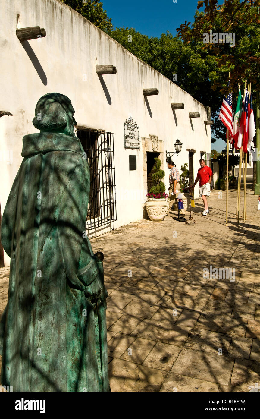 Spanische conquistador statue -Fotos und -Bildmaterial in hoher ...