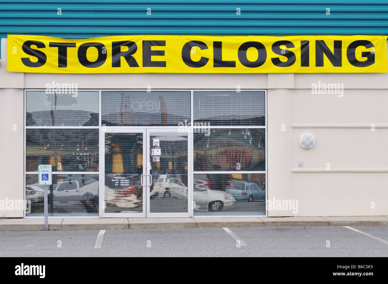 Recession shops usa -Fotos und -Bildmaterial in hoher Auflösung – Alamy