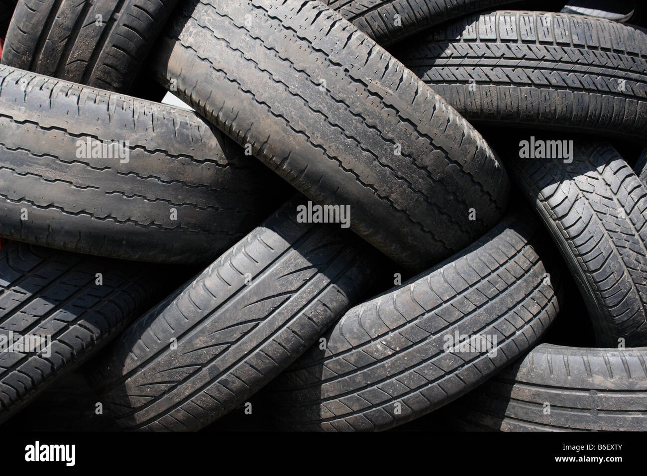 Reifenprofil Nahaufnahme Stockfotos und -bilder Kaufen - Alamy