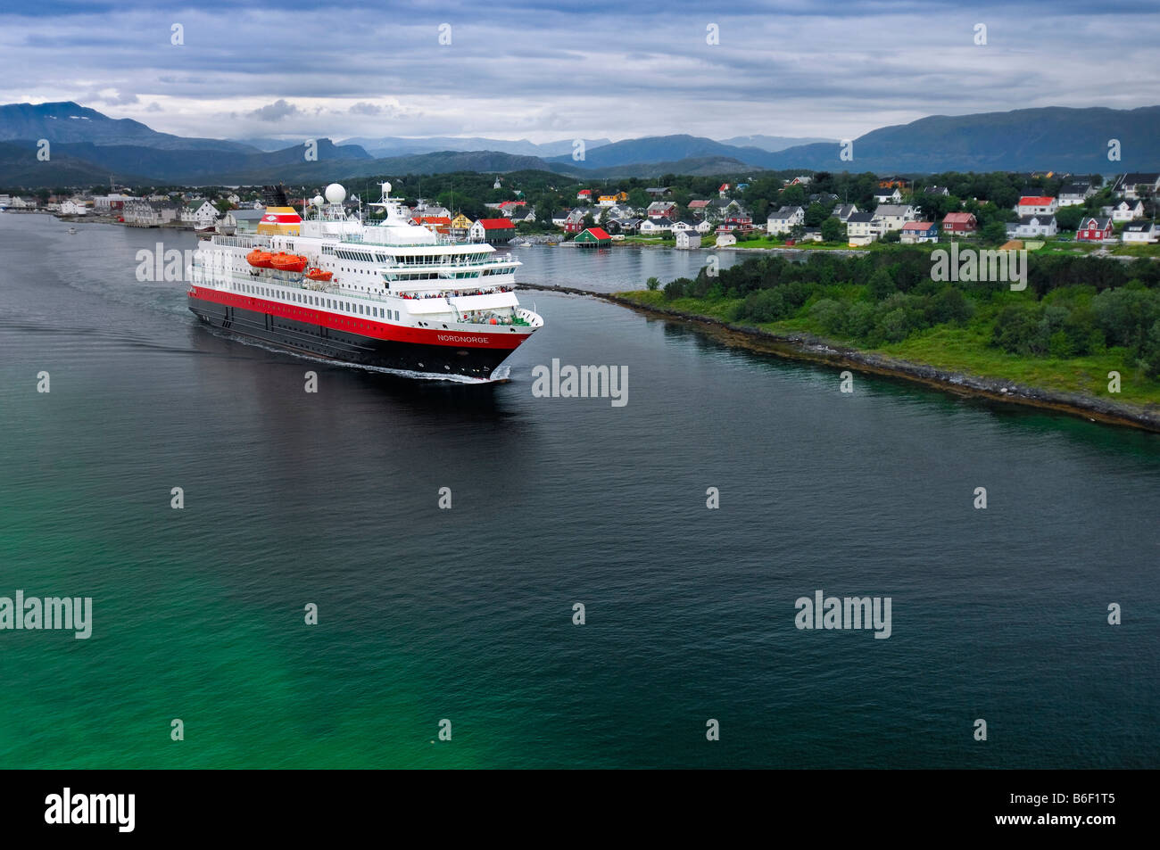 'MS Nordnorge' Schiff, Hurtigruta Bronoysund, Norwegen, Skandinavien ...