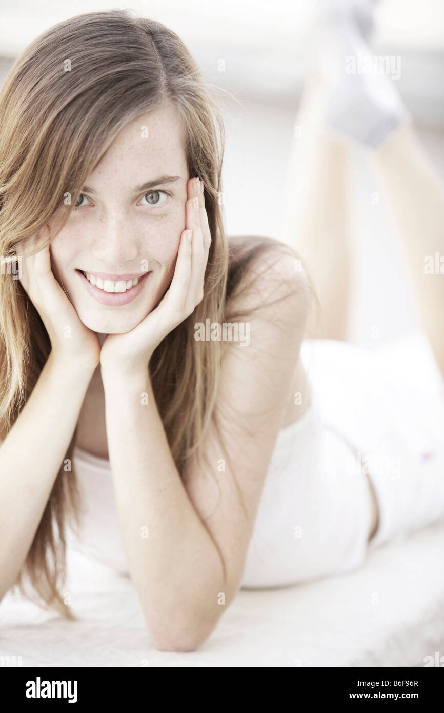 Siebzehn jahre alte freude -Fotos und -Bildmaterial in hoher Auflösung ...