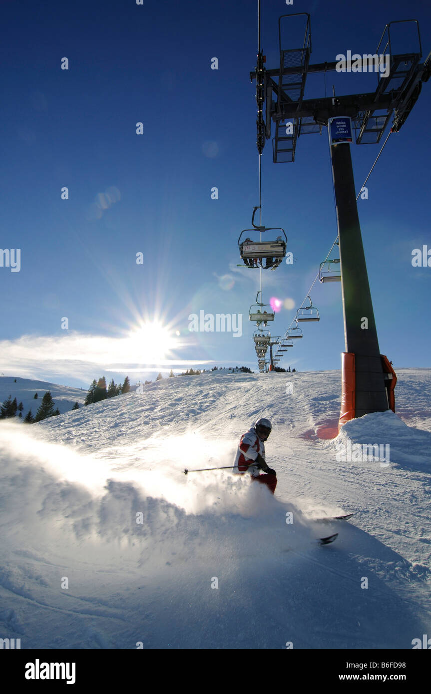 Sessellifte freizeit -Fotos und -Bildmaterial in hoher Auflösung – Alamy