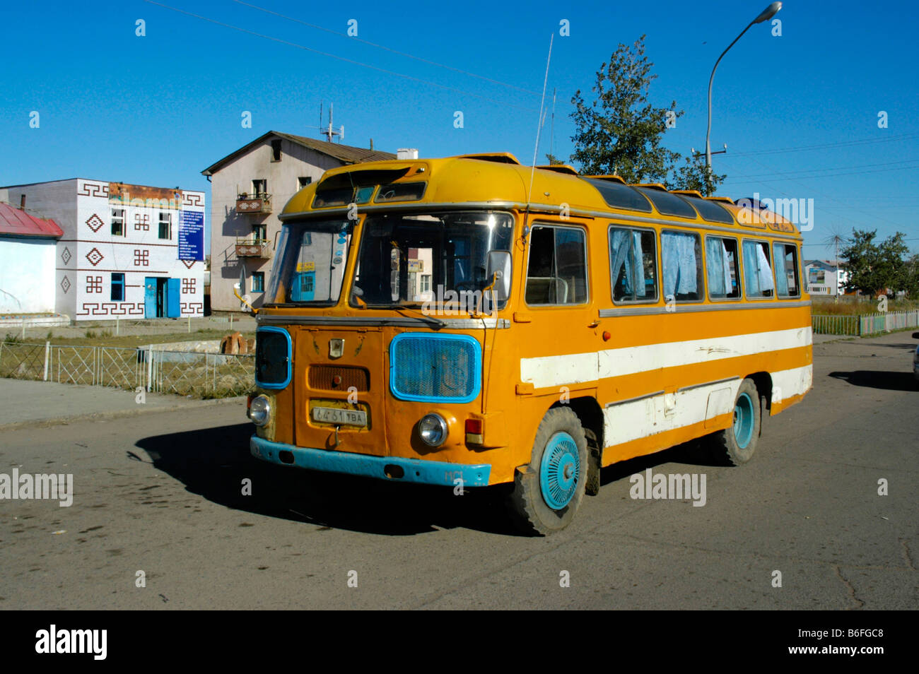 Russian buses -Fotos und -Bildmaterial in hoher Auflösung – Alamy
