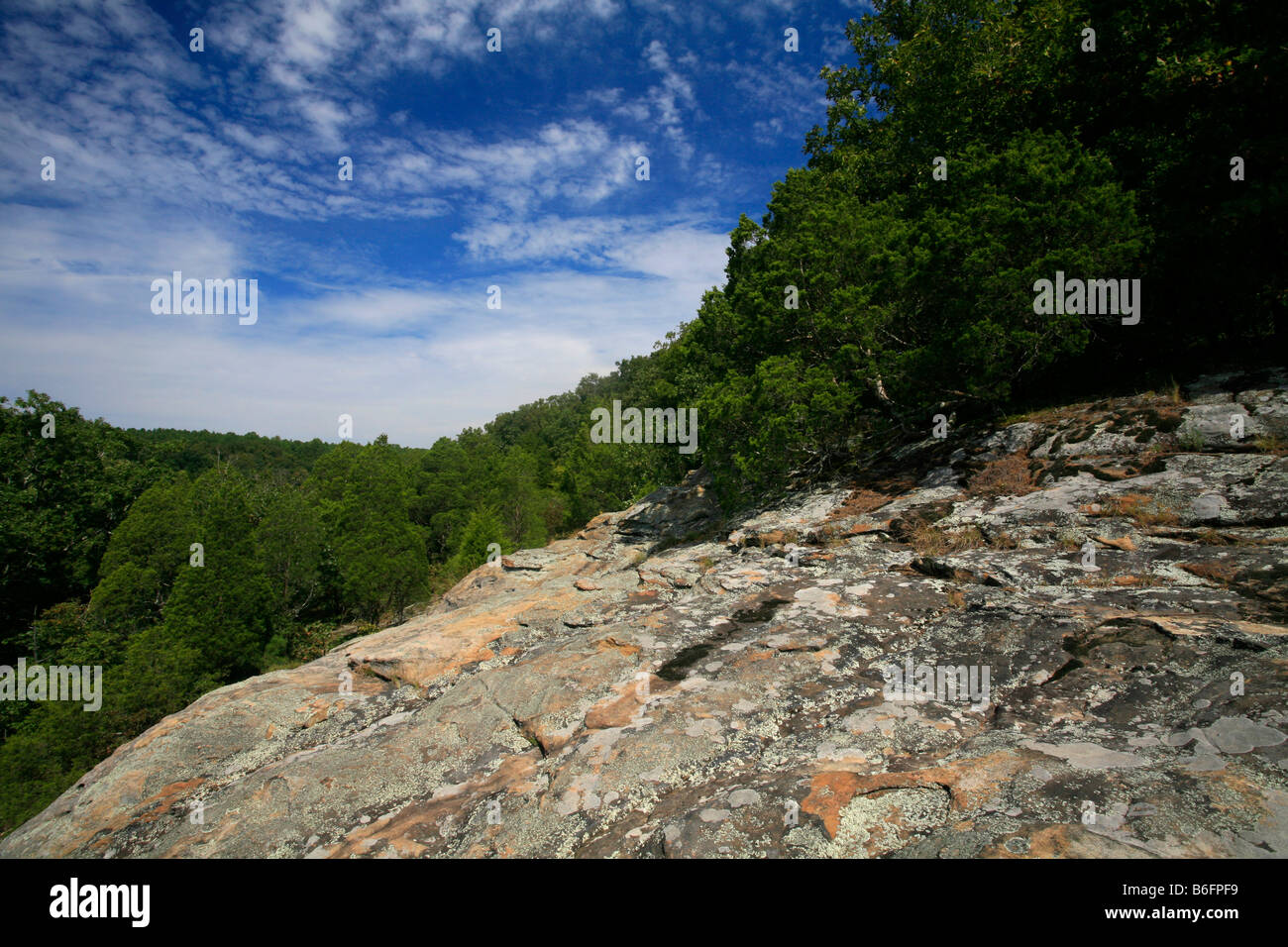 Sandsteinformation am Rim Rock Trail, eine Wanderung in den Shawnee ...