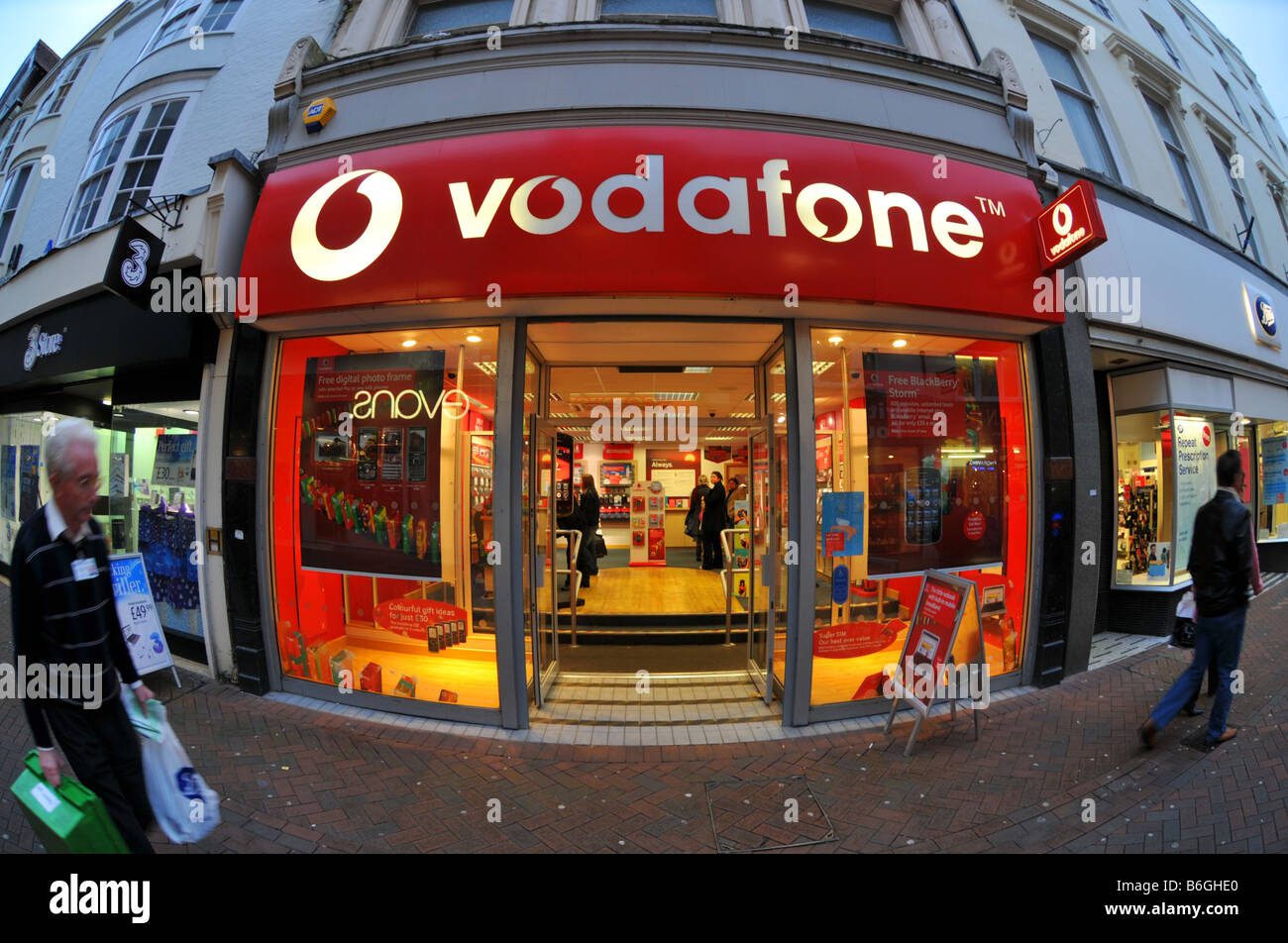 Handy kaufen -Fotos und -Bildmaterial in hoher Auflösung – Alamy