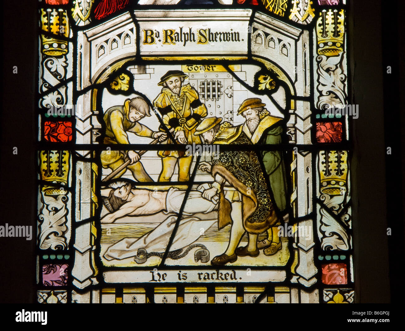 St. Mary's Church, Derby, Großbritannien. Glasfenster mit einem der ...