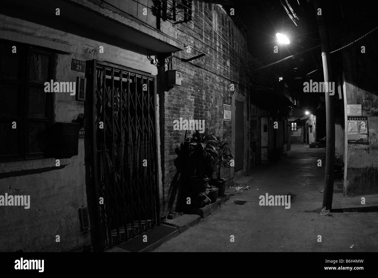 Slums contrast buildings city -Fotos und -Bildmaterial in hoher ...