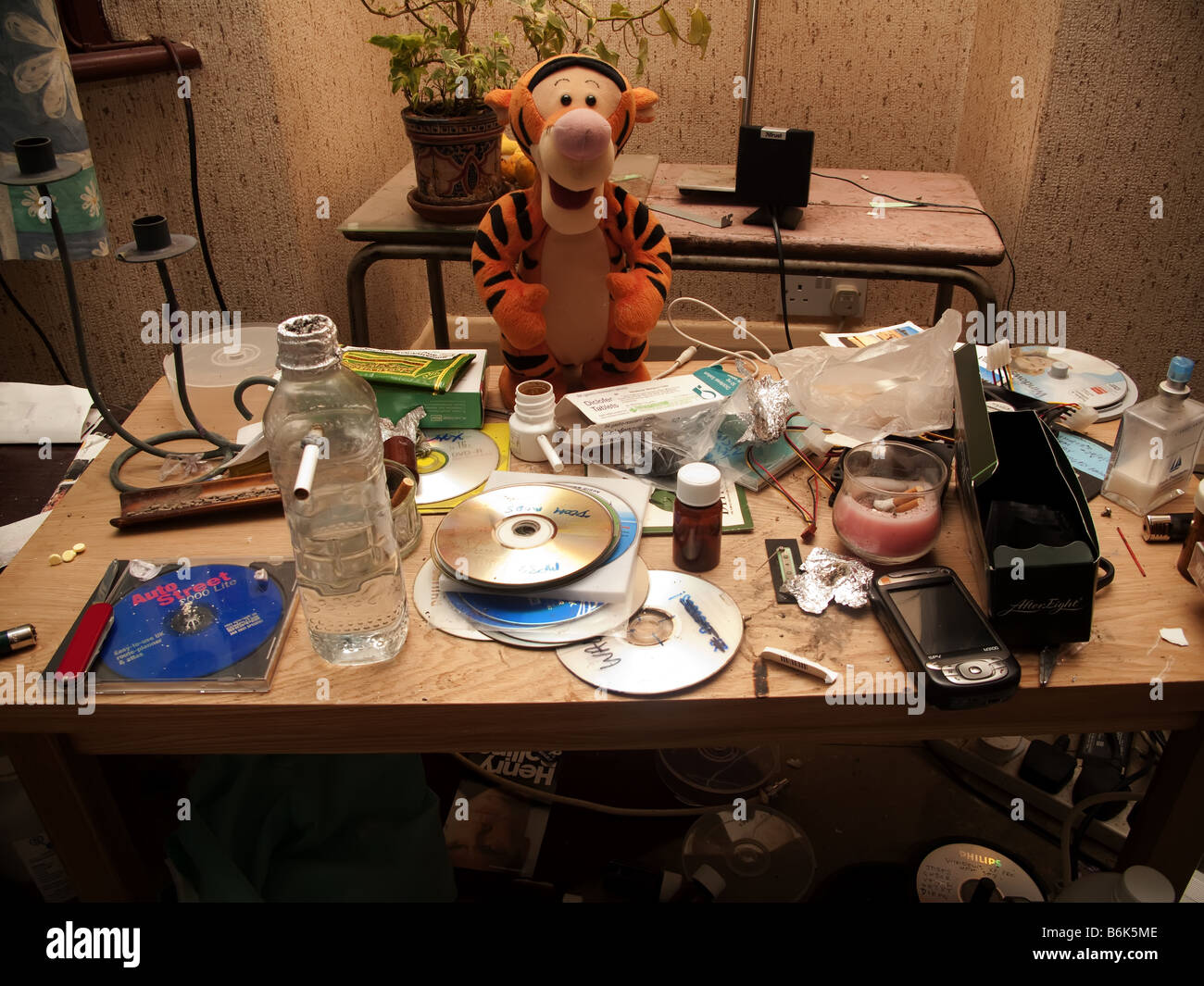 Pipe crack drugs -Fotos und -Bildmaterial in hoher Auflösung – Alamy