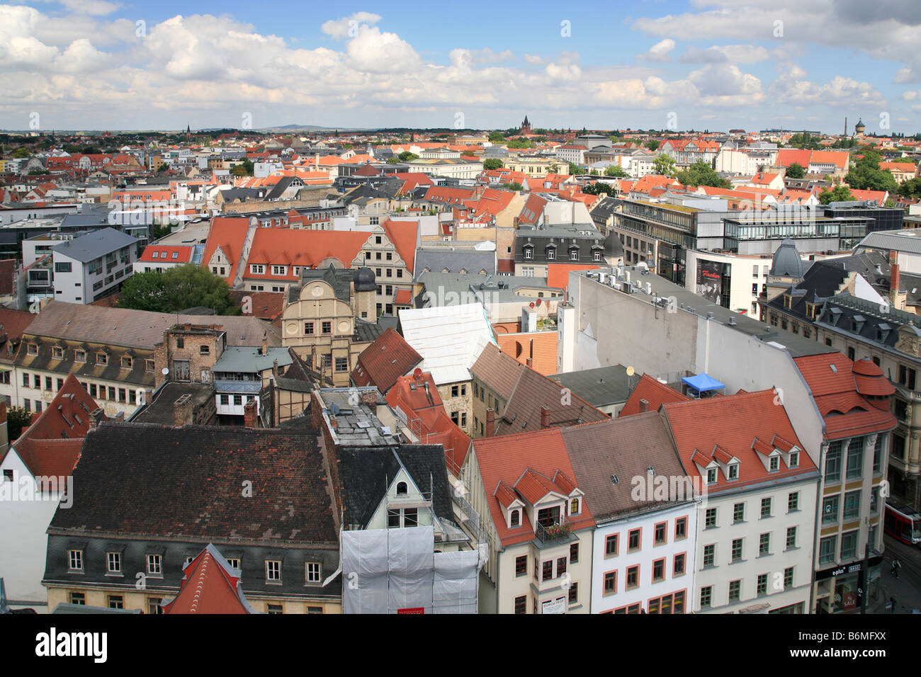 Roter turm von halle -Fotos und -Bildmaterial in hoher Auflösung – Alamy