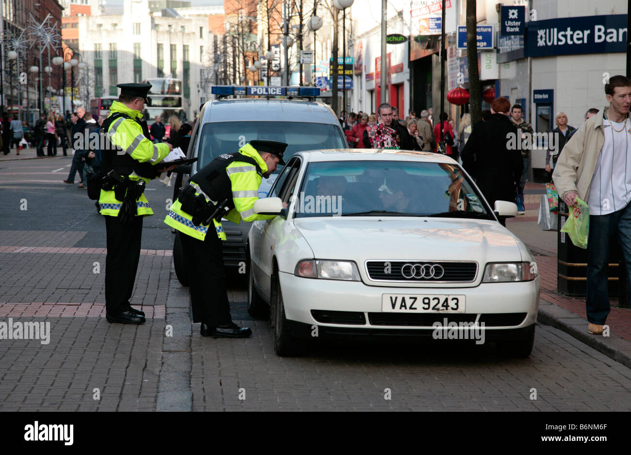Audi polizeiauto -Fotos und -Bildmaterial in hoher Auflösung – Alamy
