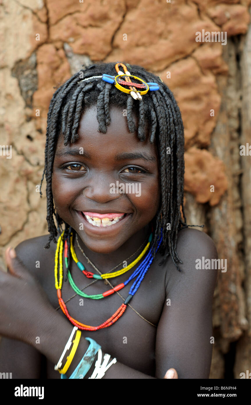 Zemba Tribe Girl Stockfotos und -bilder Kaufen - Alamy