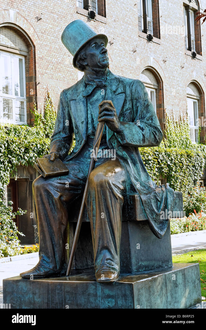 Statue des Hans Christian Andersen in Kopenhagen Stockfotografie - Alamy