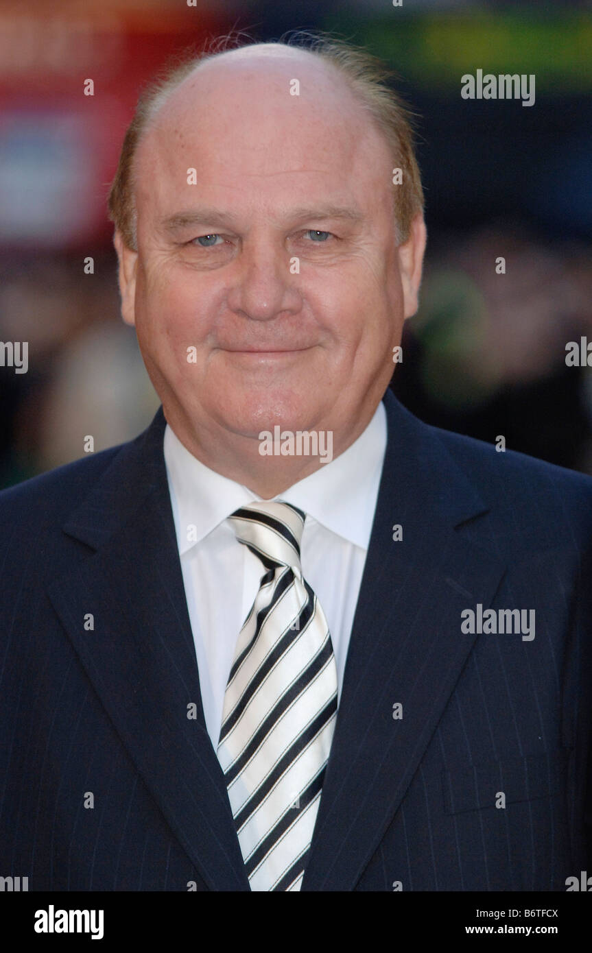 Newcastle vorsitzender freddy shepherd -Fotos und -Bildmaterial in ...