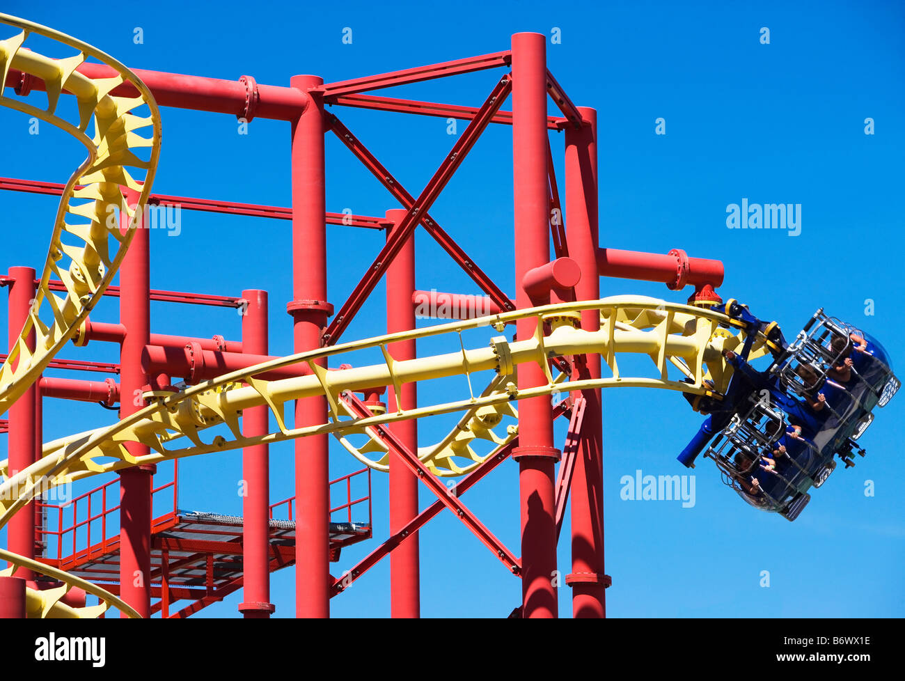 Achterbahn Fahren Stockfotos und -bilder Kaufen - Alamy