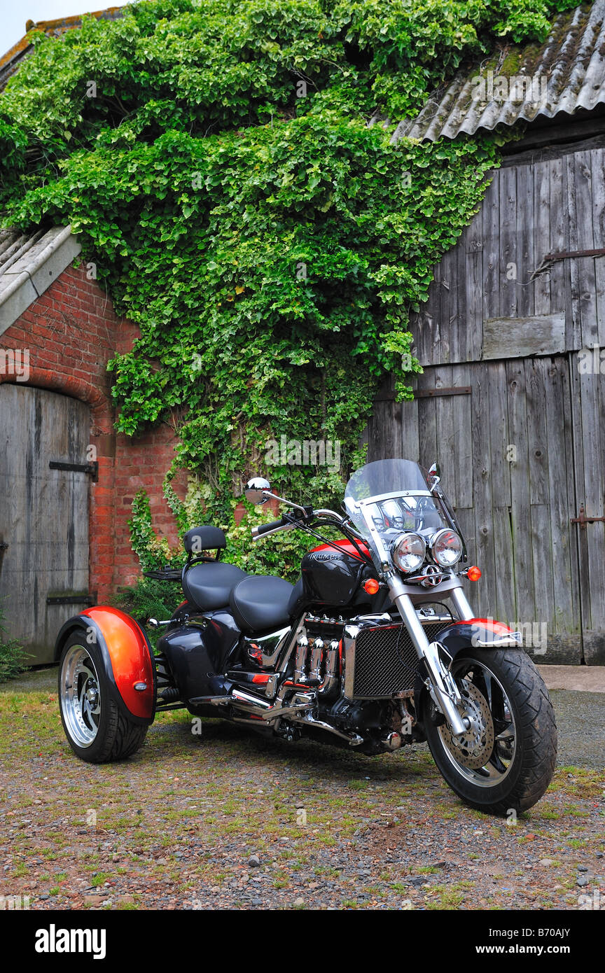 Dreiräder trike motorrad -Fotos und -Bildmaterial in hoher Auflösung ...