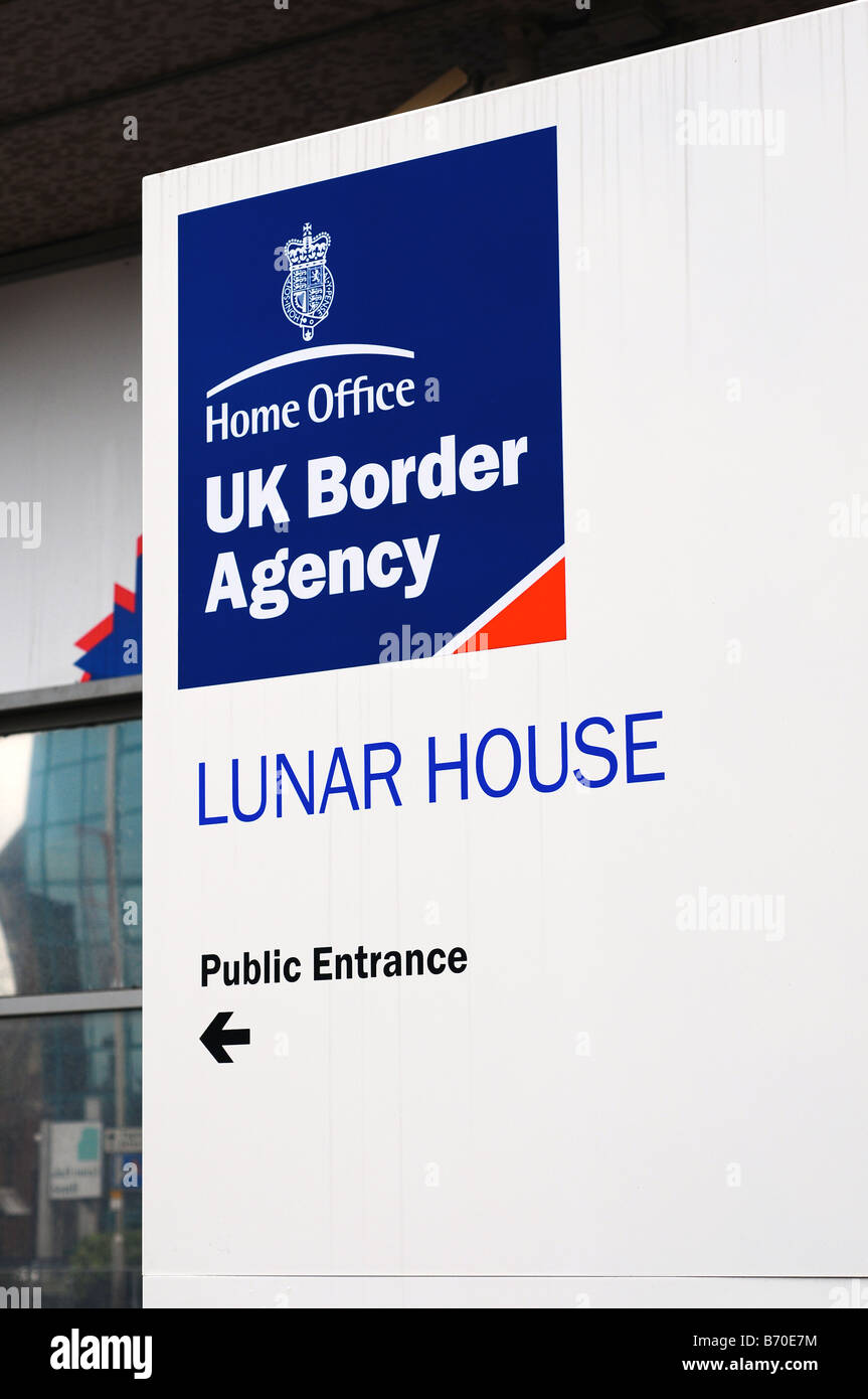 Mondhaus croydon -Fotos und -Bildmaterial in hoher Auflösung – Alamy