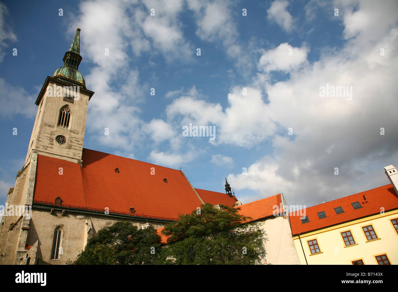 Kathedrale des Heiligen Martin in der Slowakei ist Bratislava ...